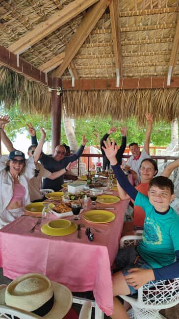 Saona Island: Private Yacht Tour with Lunch & Pickup - Who Should Consider This Experience?