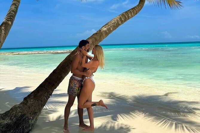 Saona Island Tour from Punta Cana Lunch & Drinks - Authenticity and Comfort