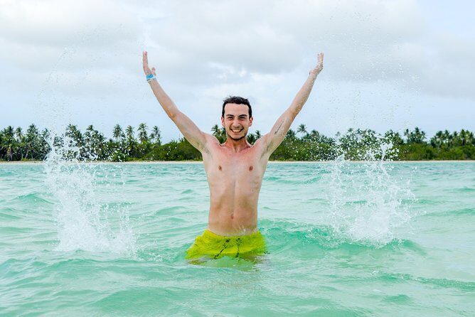 Saona Island Tour with Lunch and Pickup - The Guide and Staff Experience