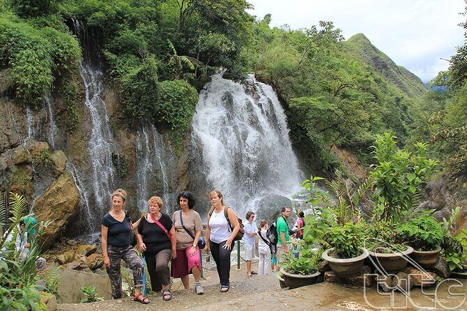 Sapa 2 Days 1 Night From Hanoi by Limousine (Hotel Overnight) - Lao Chai and the Black Hmong