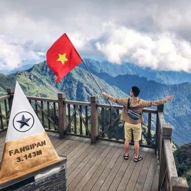 SAPA 2 DAYS 1 NIGHT HOTEL OVERNIGHT by MORNING BUS - Authenticity and Cultural Insights