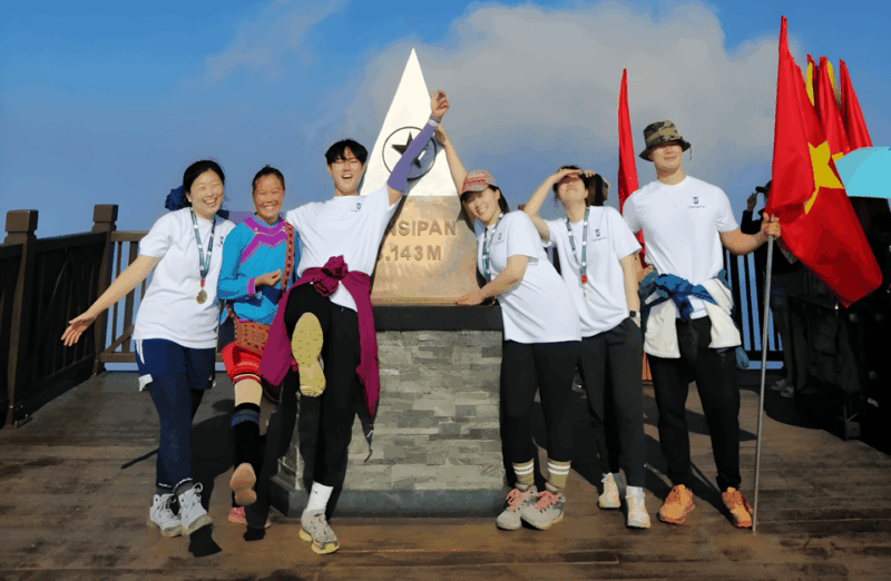 Sapa: Epic 2-Day Trek to Fansipan Mountain Peak - Who Should Consider This Tour?