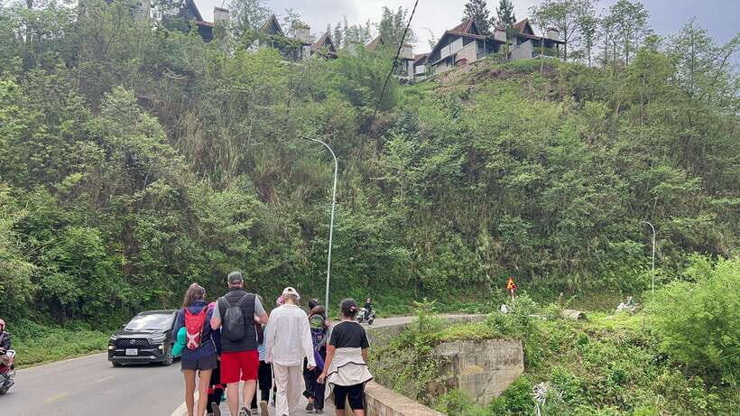 Sapa Fansipan Mountain, Cat Cat Village Trekking 2 Day Tour - FAQ