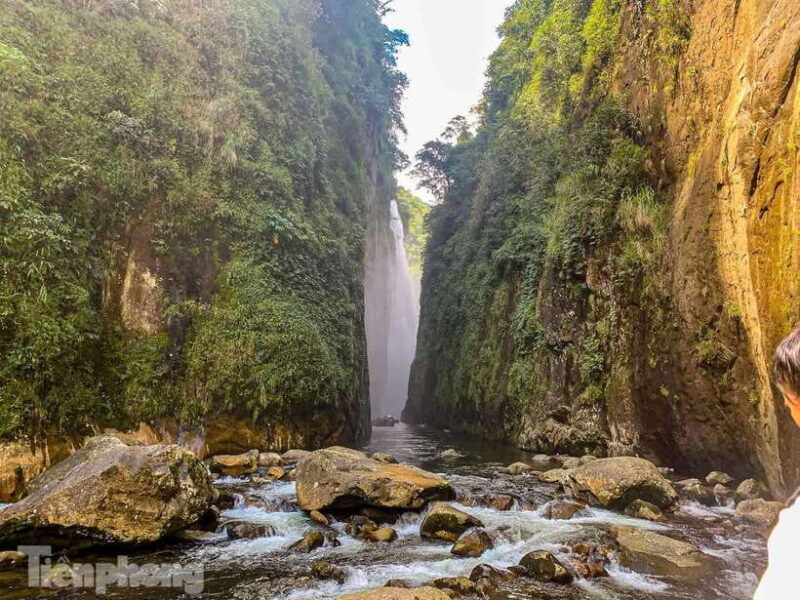 Sapa: Motorbike Tour to Drgon Waterfall - The Highlight: Dragon Waterfall