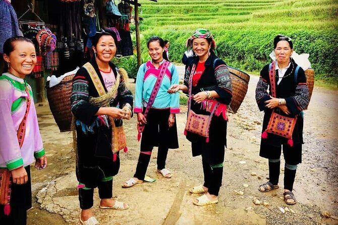 Sapa Private 3 Day Tour: Fanispan Peak & Villages Experience - What Travelers Are Saying