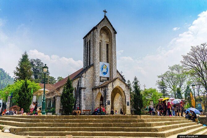 SAPA TOUR 2 DAYS 1 NIGHT BY SLEEPER BUS ( Overnight in Hotel) - A Detailed Look at the Tour