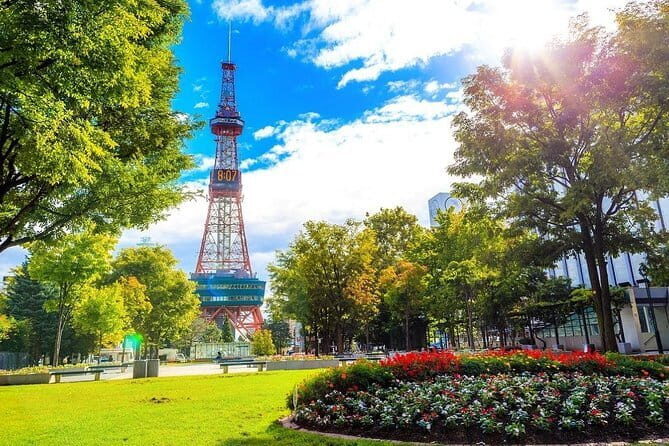 Sapporo Guided Walking Lunch Tour in Nijo Market and Sosei East - Detailed Itinerary Breakdown