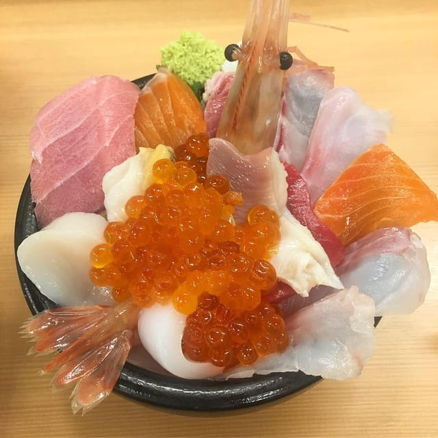 Sapporo: Sacred Shrine, Seafood Market & Shiroi Koibito Park - Observing the Art of Confectionery Making