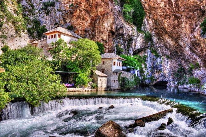 Sarajevo To/From Dubrovnik Transfer Tour via Mostar & Herzegovina - Visiting the Old Town of Mostar
