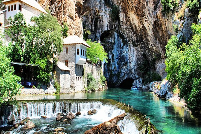Sarajevo To/From Dubrovnik Transfer Tour via Mostar & Herzegovina - Uncovering the Wonders of Blagaj and Pocitelj