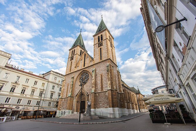 Sarajevo Uncovered: Old Town Tour With Coffee and Food Tasting - Highlights of the Sarajevo Uncovered Tour