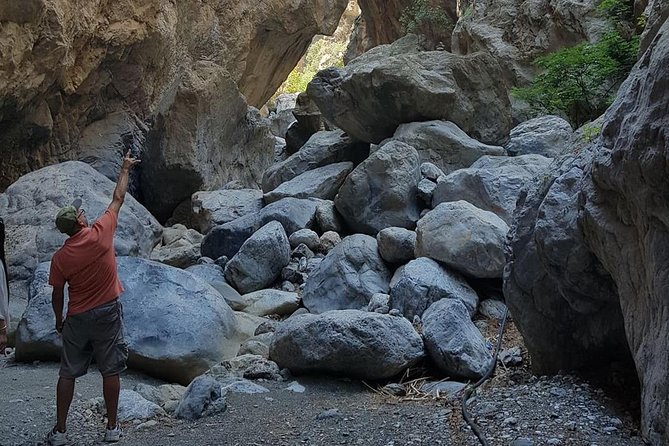 Sarakina Gorge & High Mountains & South Coast & (Luxury Adventure) - Indulge in Authentic Cretan Cuisine and Hospitality