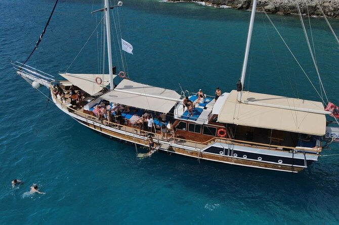 Saranda Prince Ennio-Daily Yacht Tour - FAQ