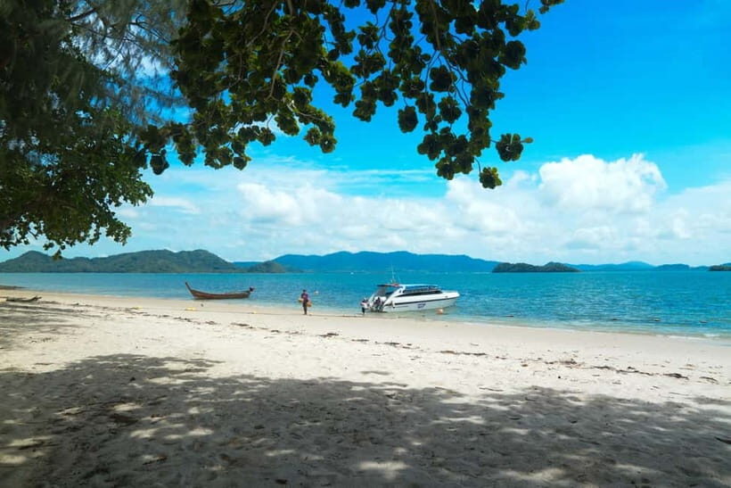 Sarasin Pier: Iconic James Bond Experience by Speedboat - Key Points