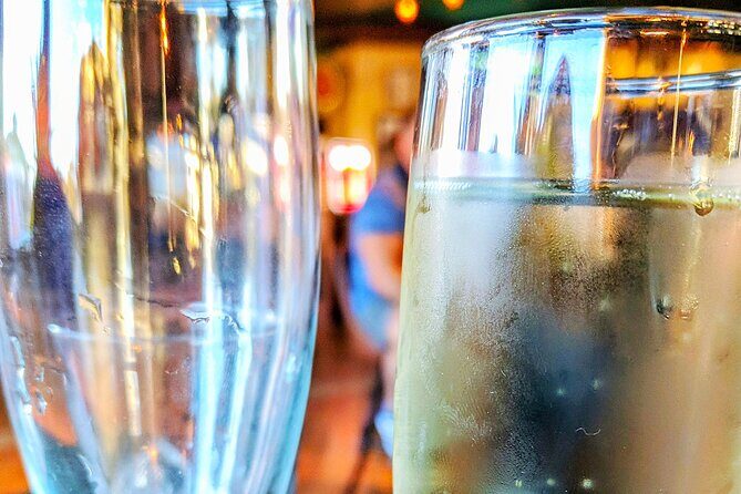 Sarasota Boutique Tour: Shopping, Bubbles, Bites & Insight - What We Found Noteworthy