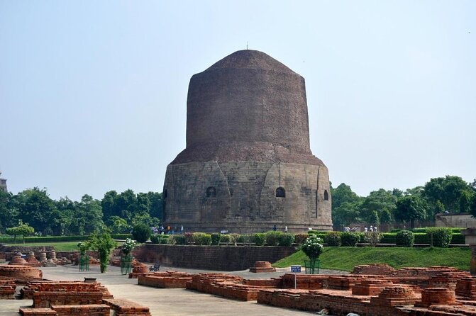 Sarnath, the place of first ceremon of Budhha. - Key Points