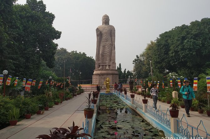 Sarnath, the place of first ceremon of Budhha. - Exploring the Sarnath Museum and Ruins