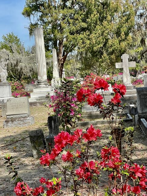 Savannah: Bonaventure Cemetery Golf Cart Guided Tour - A Closer Look at the Cemetery Highlights