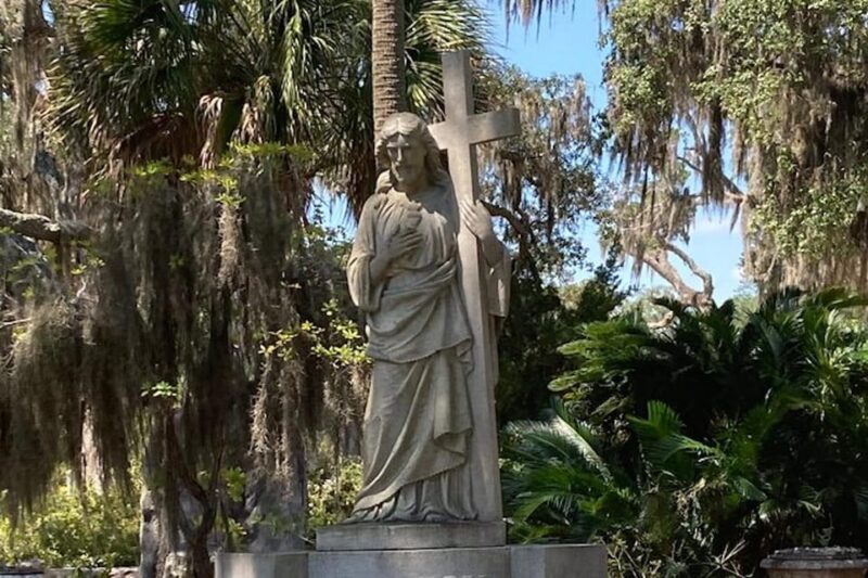 Savannah: Bonaventure Cemetery Golf Cart Guided Tour - What Makes This Tour Stand Out