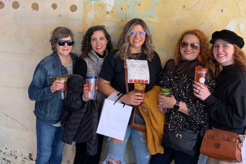 Savannah: Champagne and Shopping Guided Tour - Authentic Local Insights and Experience Highlights