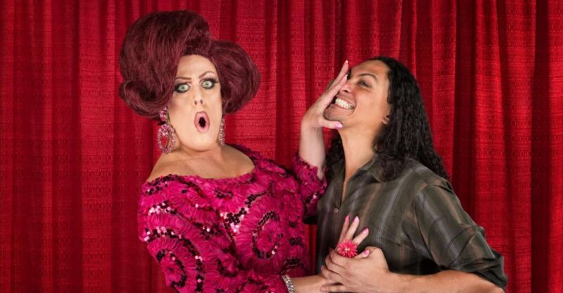 Savannah: Drag Queen Guided Pub Crawl with Sing-a-Longs - Savannah: Drag Queen Guided Pub Crawl with Sing-a-Longs — A Fun and Colorful Night Out