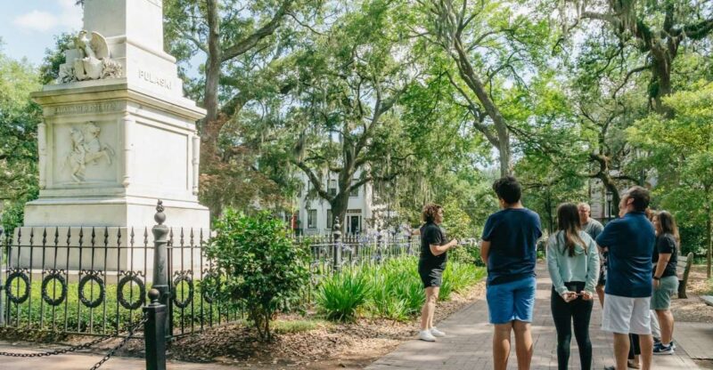 Savannah: Ghosts, Asylums, Voodoo, and Horror Walking Tour - Key Points