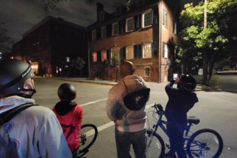 Savannah: Haunted Bike Tour - Introduction: A Spooky Spin Through Savannah’s Streets