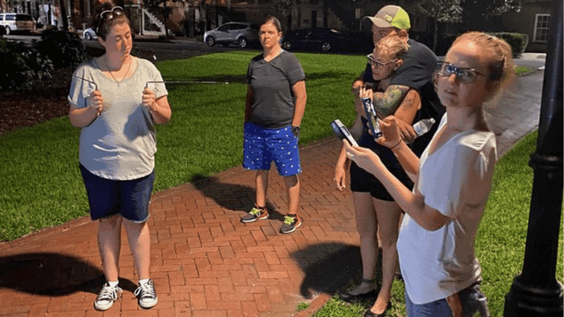 Savannah Haunted Pub Crawl-Walking Tour Historic District - The Value of the Experience