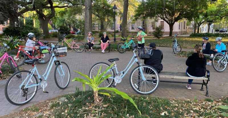 Savannah: Historic District Guided Bike Tour - Key Points