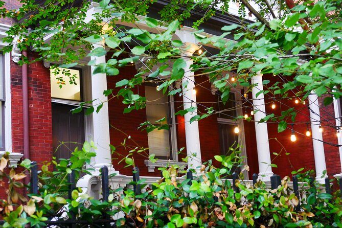 Savannah History Walking Tour - A Walk Through Savannah’s Historic Heart