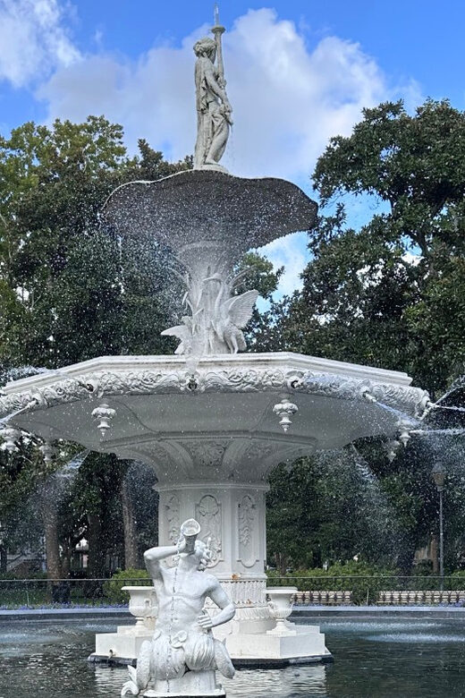 Savannah: History Walking Tour - Victorian Savannah and Cemetery Stories: Colonial Park Cemetery