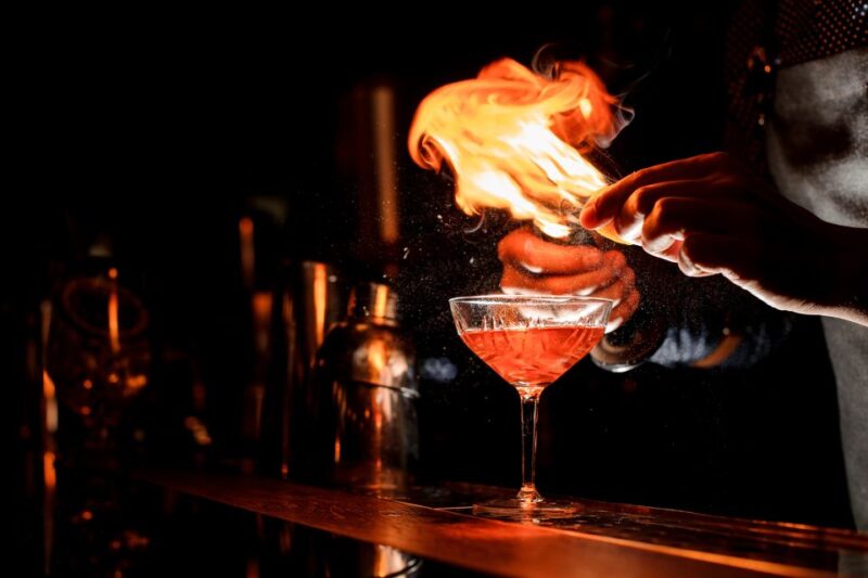 Savannah: Midnight in the Garden Walking Tour and Pub Crawl - Is it Worth the Price?