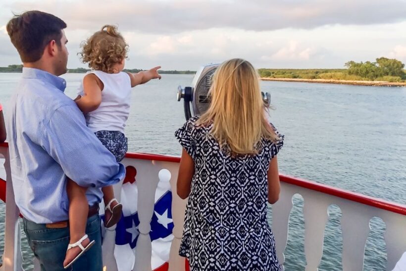 Savannah: Riverboat Sunset Cruise - What the Experience Looks Like