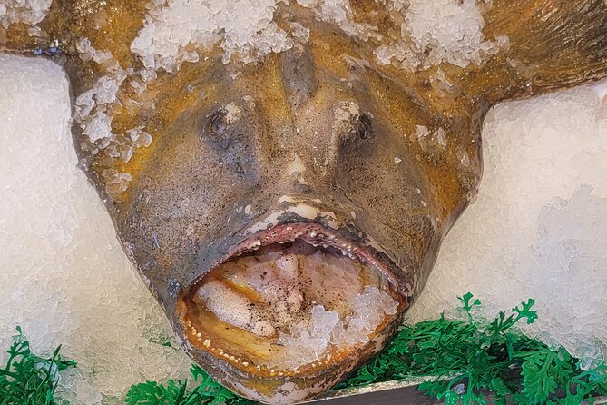 Savor the Sea: Guided Seafood Tasting at Pike Place Ma - Booking Details and Policies