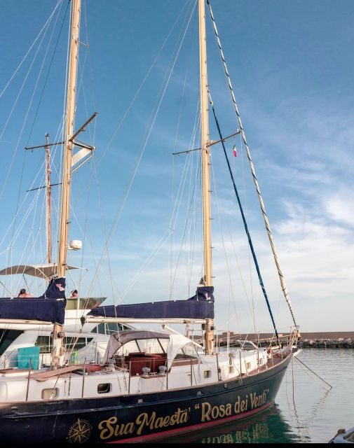 Scala dei Turchi: sailboat excursion with lunch and aperitif - Key Points