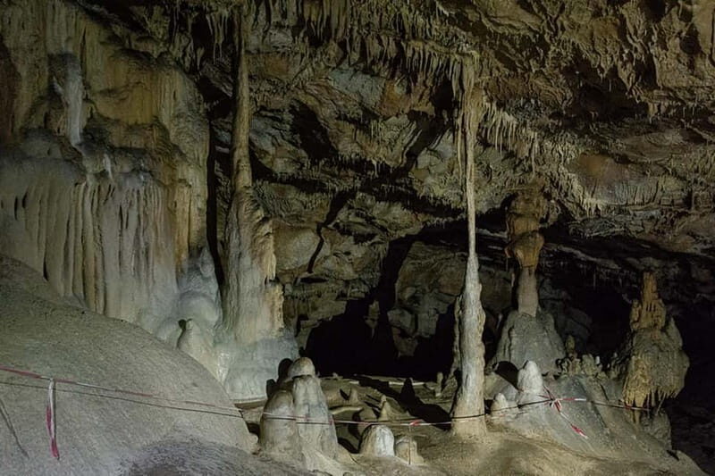 Scarisoara-World greatest Ice cave: one day tour from Oradea - FAQ