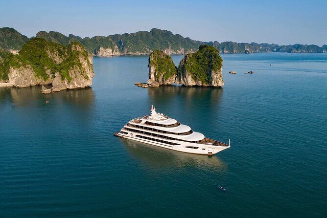 Scarlet Pearl Cruise Halong Bay 2Day/1 Night 5 Star Cruise - Accommodation and Meals