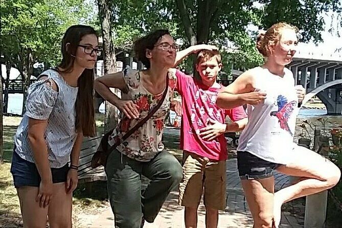 Scavenger Hunt Adventure in Fort Myers by Zombie Scavengers - Key Points