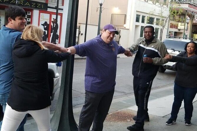 Scavenger Hunt Adventure in New York by Zombie Scavengers - Exploring the Experience in Detail