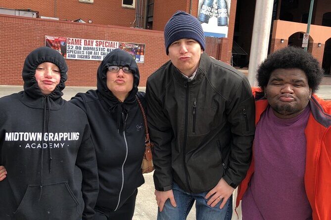 Scavenger Hunt Adventure in Toronto by Zombie Scavengers - Authenticity and Experience