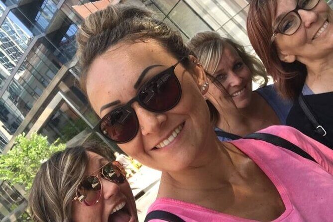 Scavenger Hunt in Chicago by Wacky Walks - Who Should Book This Experience?