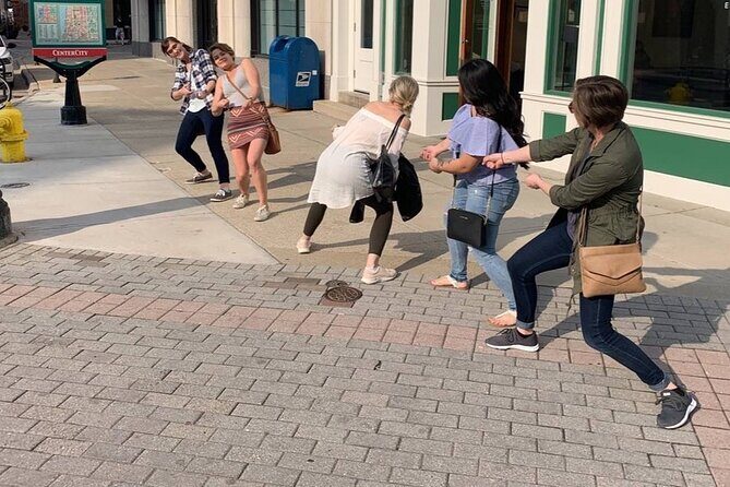 Scavenger Hunt in Philadelphia by Wacky Walks - Who Will Love This?