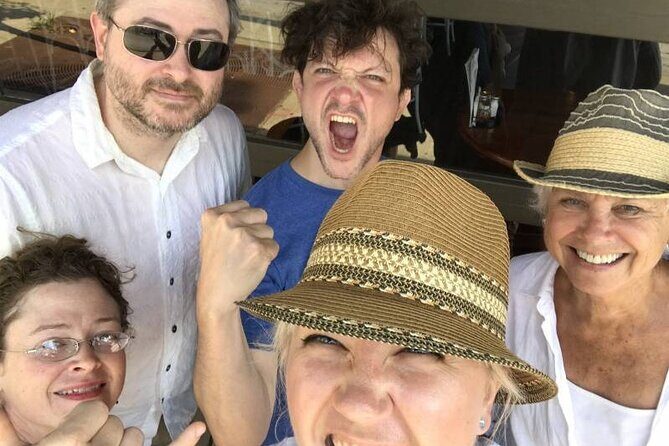 Scavenger Hunt with The Waves of Sydney - An In-Depth Look at the Experience