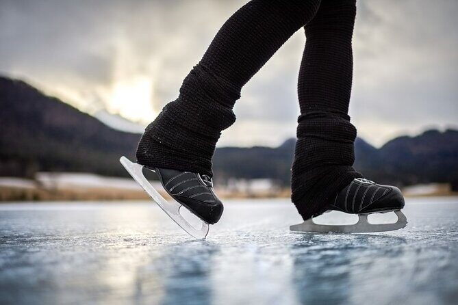 Scenic Anchorage Ice Skating and Picnic Experience - Key Points