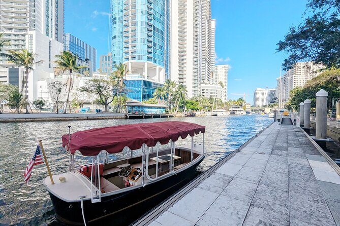 Scenic Boat Tour on Fort Lauderdales Riverside - A Detailed Look at the Fort Lauderdale Riverside Boat Tour