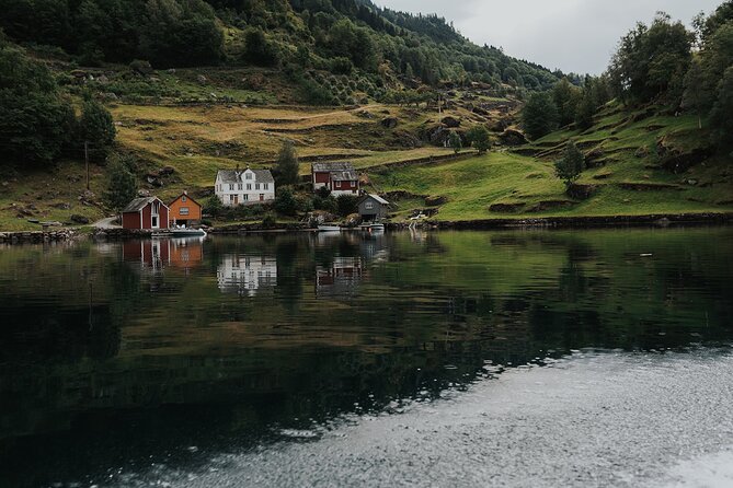 Scenic Hardangerfjord & Fyksesund RIB Adventure From Norheimsund - Suitability and Recommendations