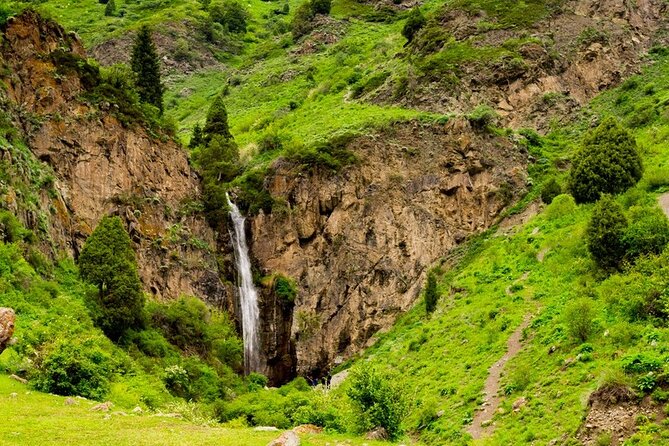 Scenic Kol Tor Lake Hike & Burana Tower in 1 Day - The Sum Up: Is This Tour for You?