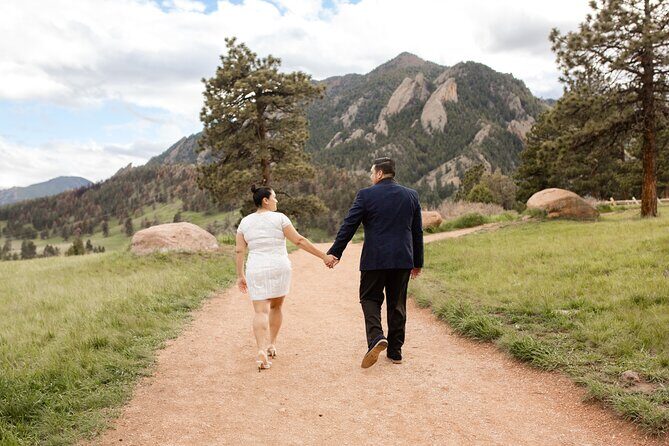 Scenic Mountain Photoshoot in Boulder, Colorado - The Sum Up