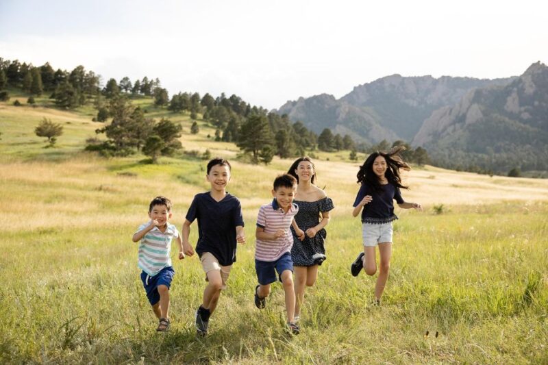 Scenic Mountain Photoshoot in Boulder, Colorado - The Scenic Backdrops and Photo Quality