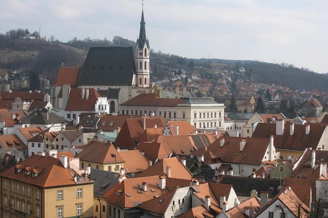 Scenic Private Transfer from Passau to Prague in a Sanitized Car - The Practicalities: What’s Included and What’s Not